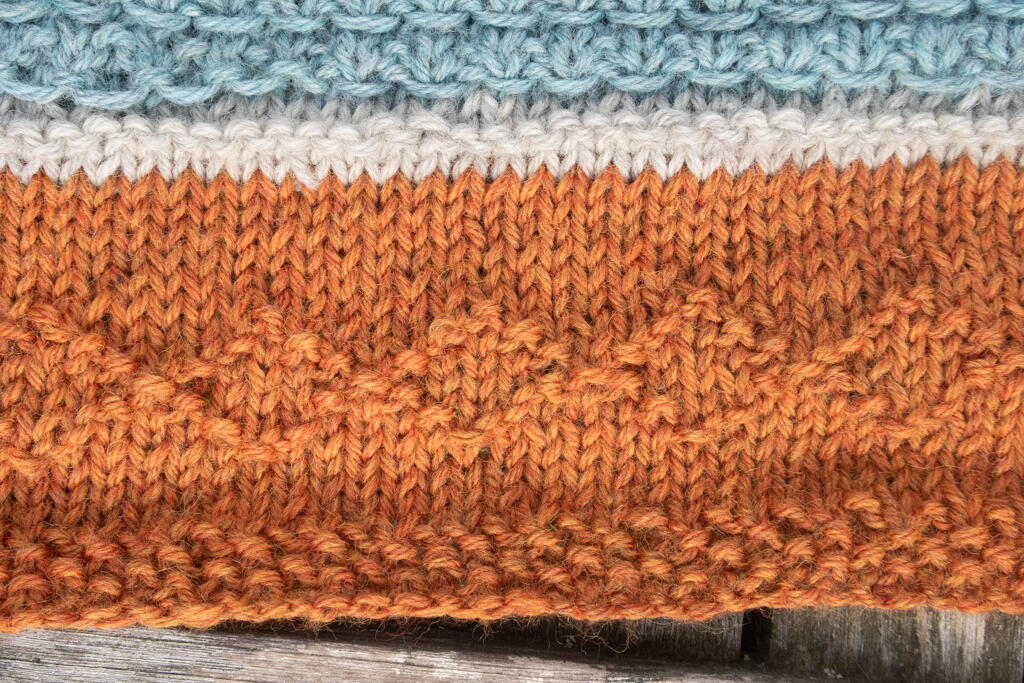 Strings Of Diamonds Blanket Stripe | AllFreeKnitting.com