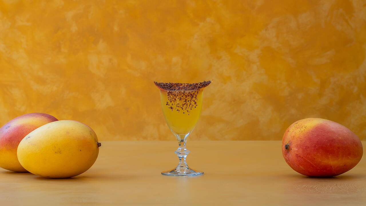 Mango Shrub Margarita | RecipeLion.com