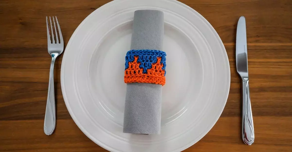 Mosaic Crochet Napkin Ring | AllFreeHolidayCrafts.com