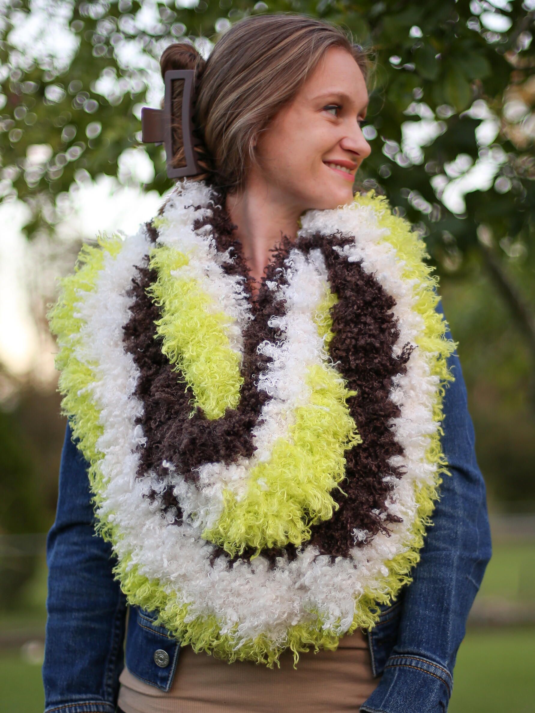 Circle Boa Infinity Scarf | AllFreeCrochet.com