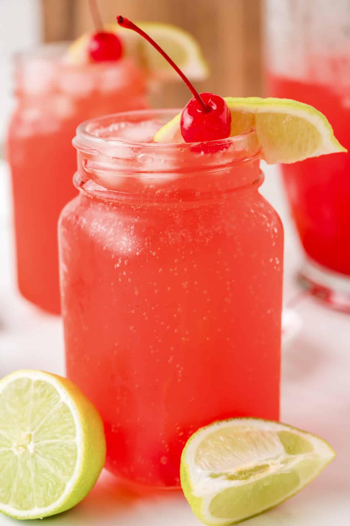 Cherry Limeade (copycat Sonic Recipe) | RecipeLion.com