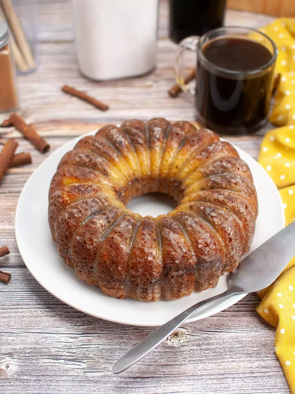 Cinnamon Streusel Coffee Cake | TheBestDessertRecipes.com