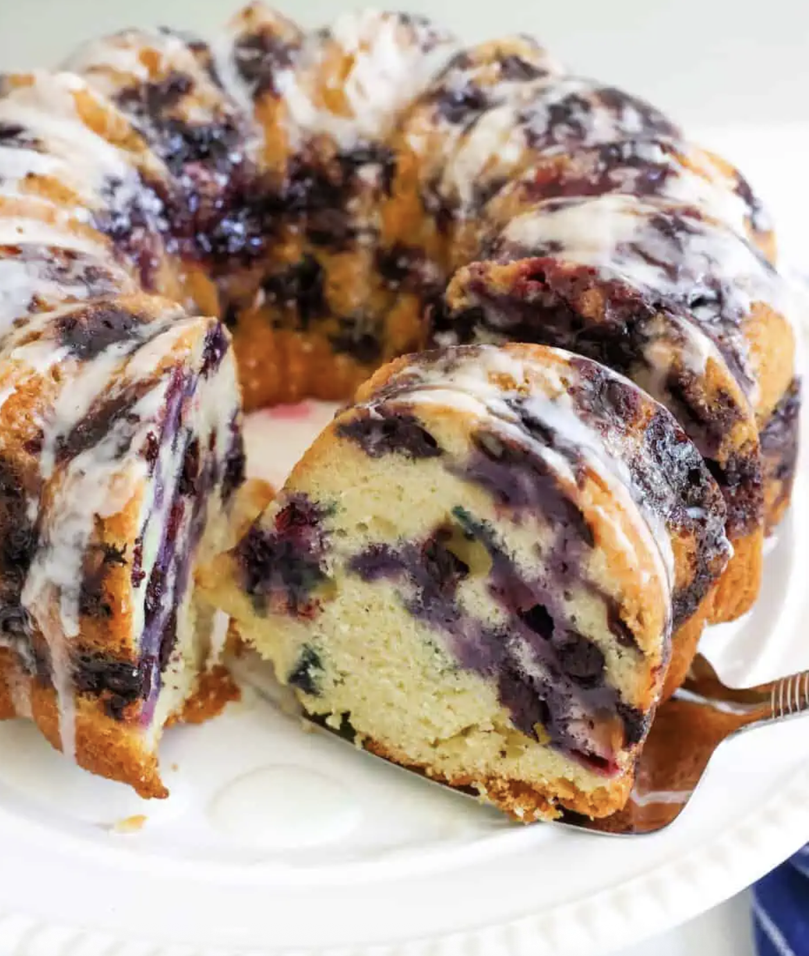 Blueberry Cake | RecipeLion.com