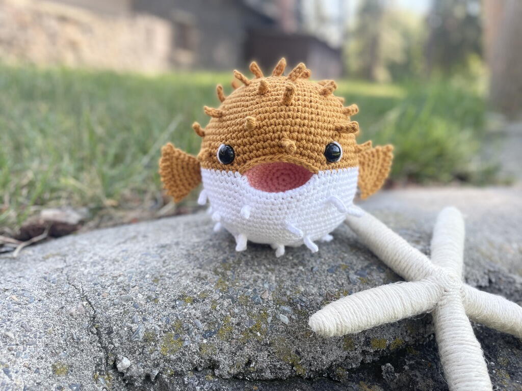 Bubbles The Puffer Fish Crochet Pattern | AllFreeCrochet.com
