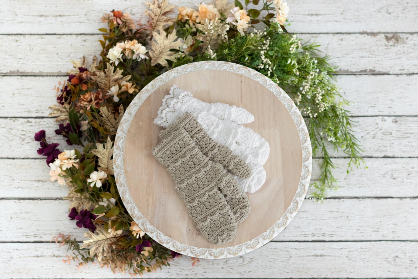 Layer Cake Mittens | AllFreeCrochet.com