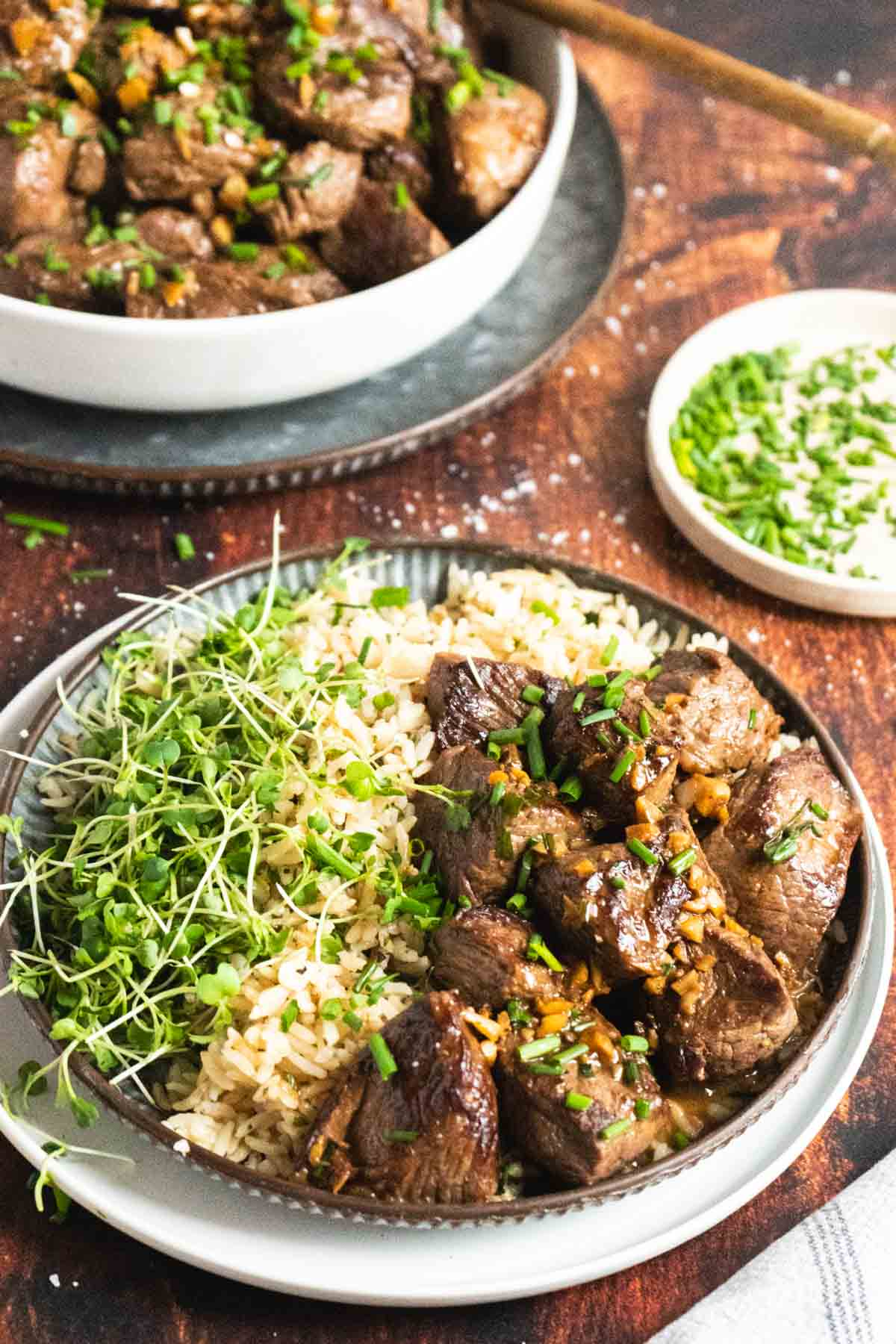 Juicy Garlic Butter Steak Bites | RecipeLion.com