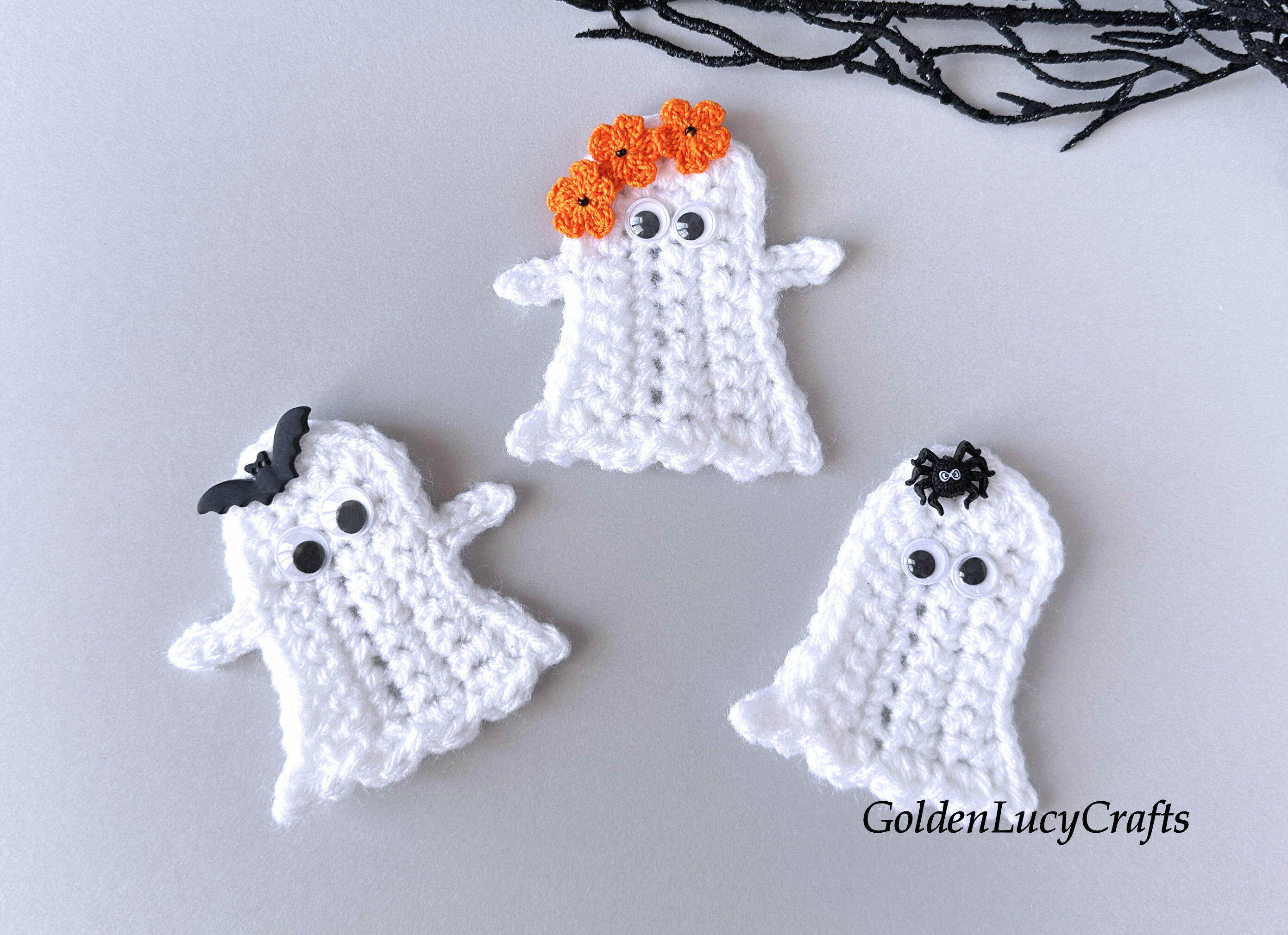 Halloween Ghost Applique | AllFreeCrochet.com