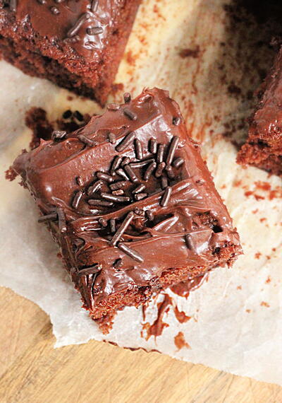 Chocolate Syrup Cake | FaveSouthernRecipes.com