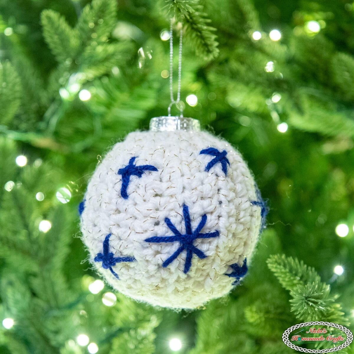 Sparkle Star Baubles | AllFreeCrochet.com