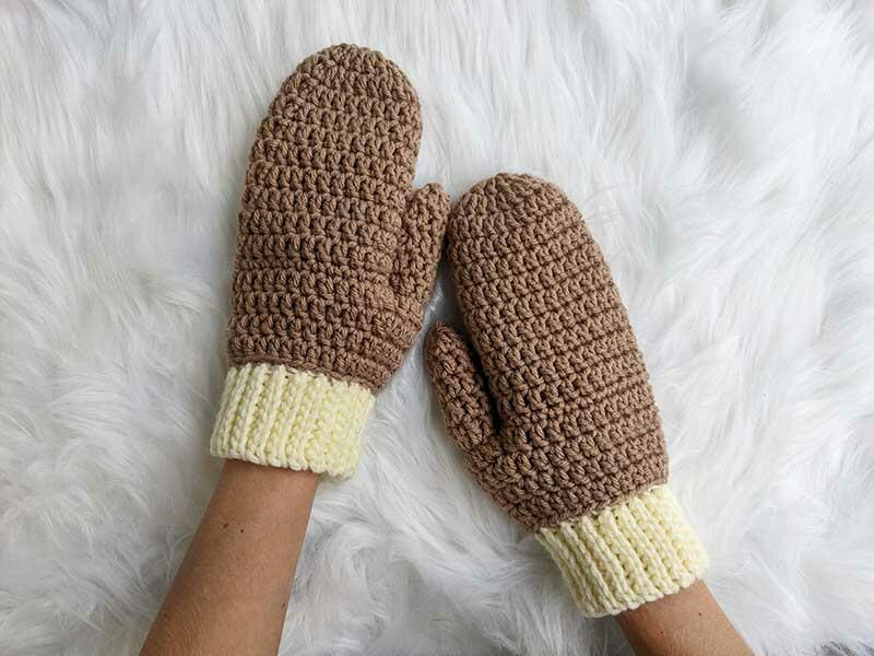 Basic Two Color Mittens | AllFreeCrochet.com