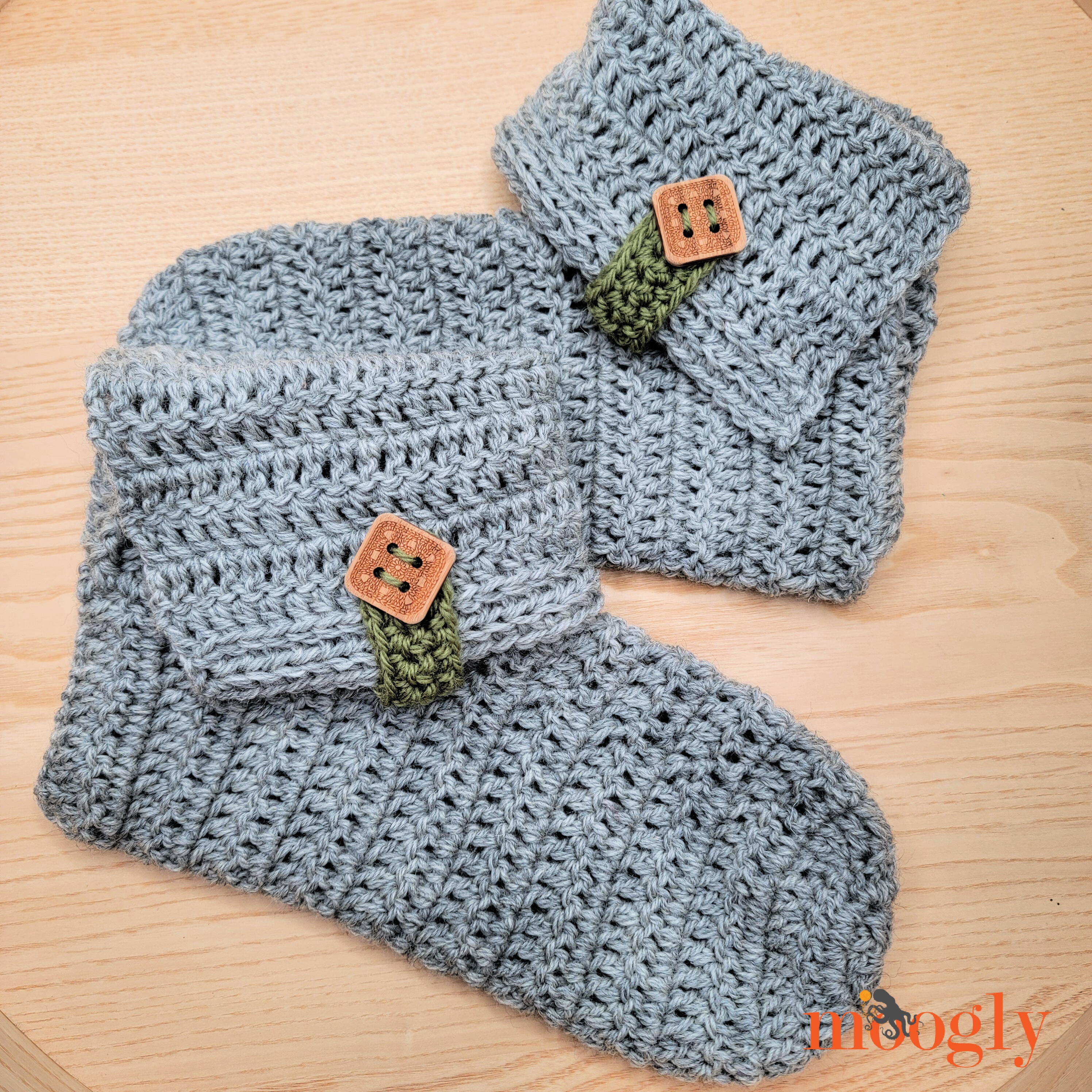 Split Cuff Slippers | AllFreeCrochet.com
