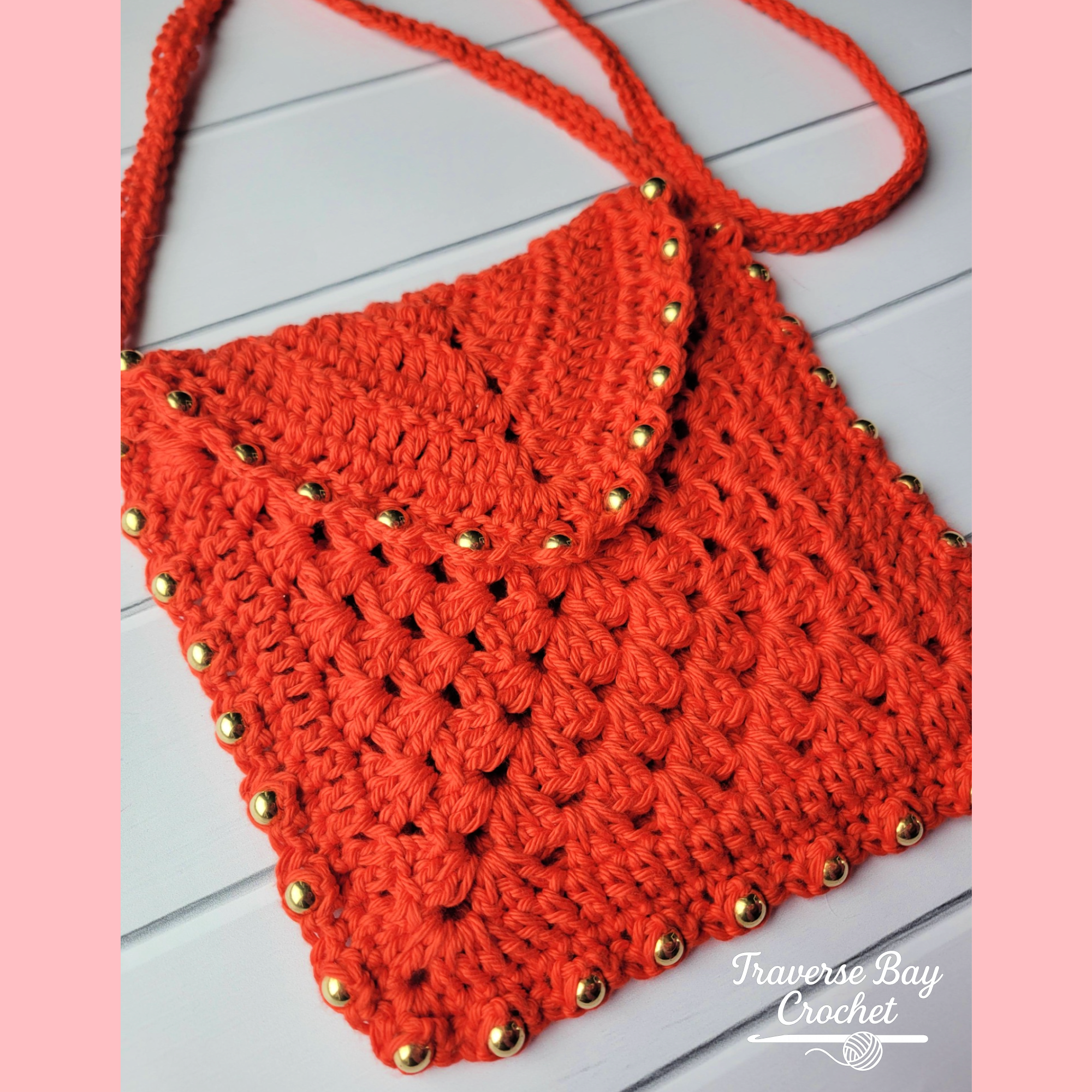 Beaded Crossbody Bag | AllFreeCrochet.com